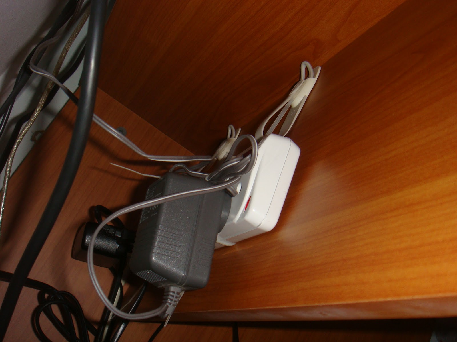 PC Parts and Accessories: Cable Management De-cluttered: Home made ...