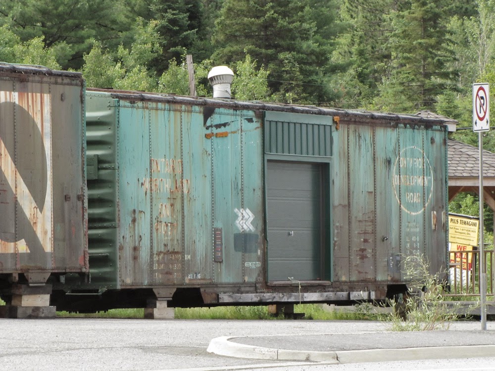 Papphausen: trainspotting