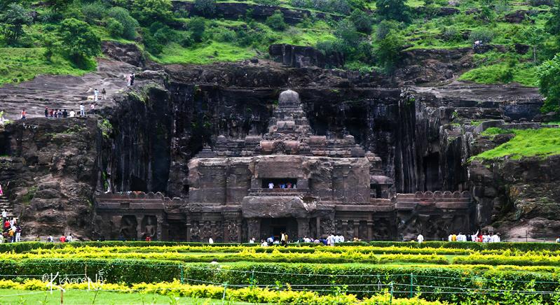 Alam Mengembang Jadi Guru: Gua-Gua Ellora - Candi-Candi Tebing Batu di ...