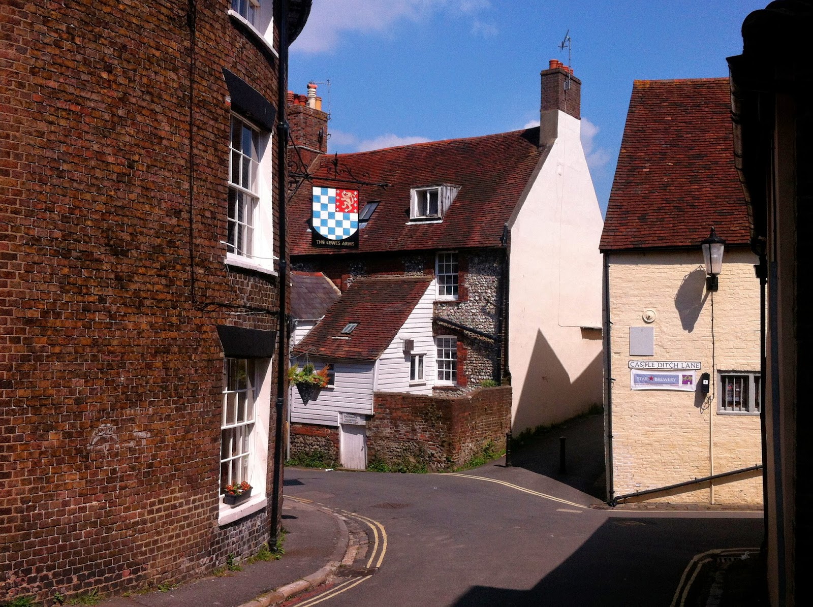 Brighton, Lewes and a couple of Castles | A Little Further North