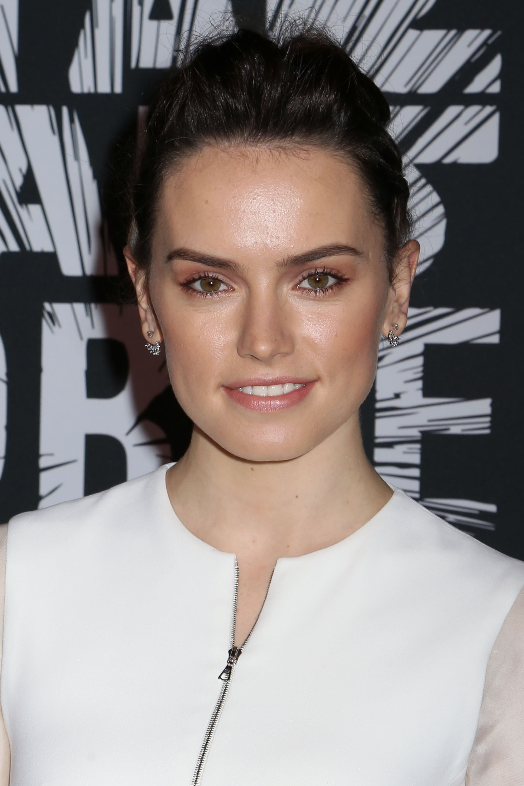 Daisy Ridley pictures gallery (8) | Film Actresses