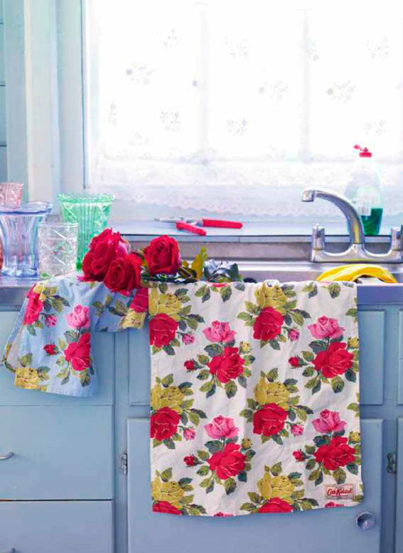 con aire amatista "decoración y diseño": TELAS FLOREADAS, UNA ALEGRE ...