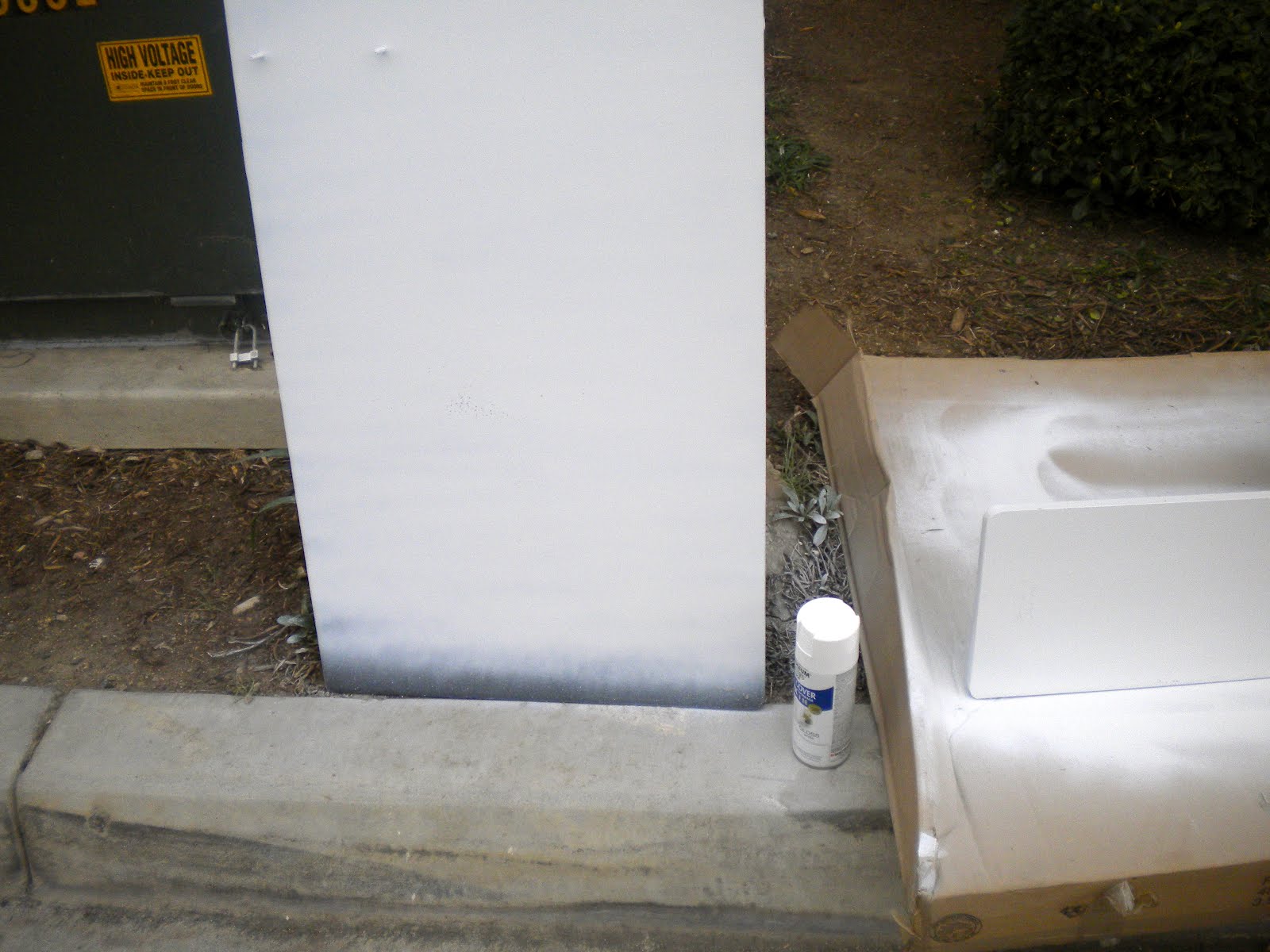 The Art of Alex Tafur: Sharpie Computer Desk Project