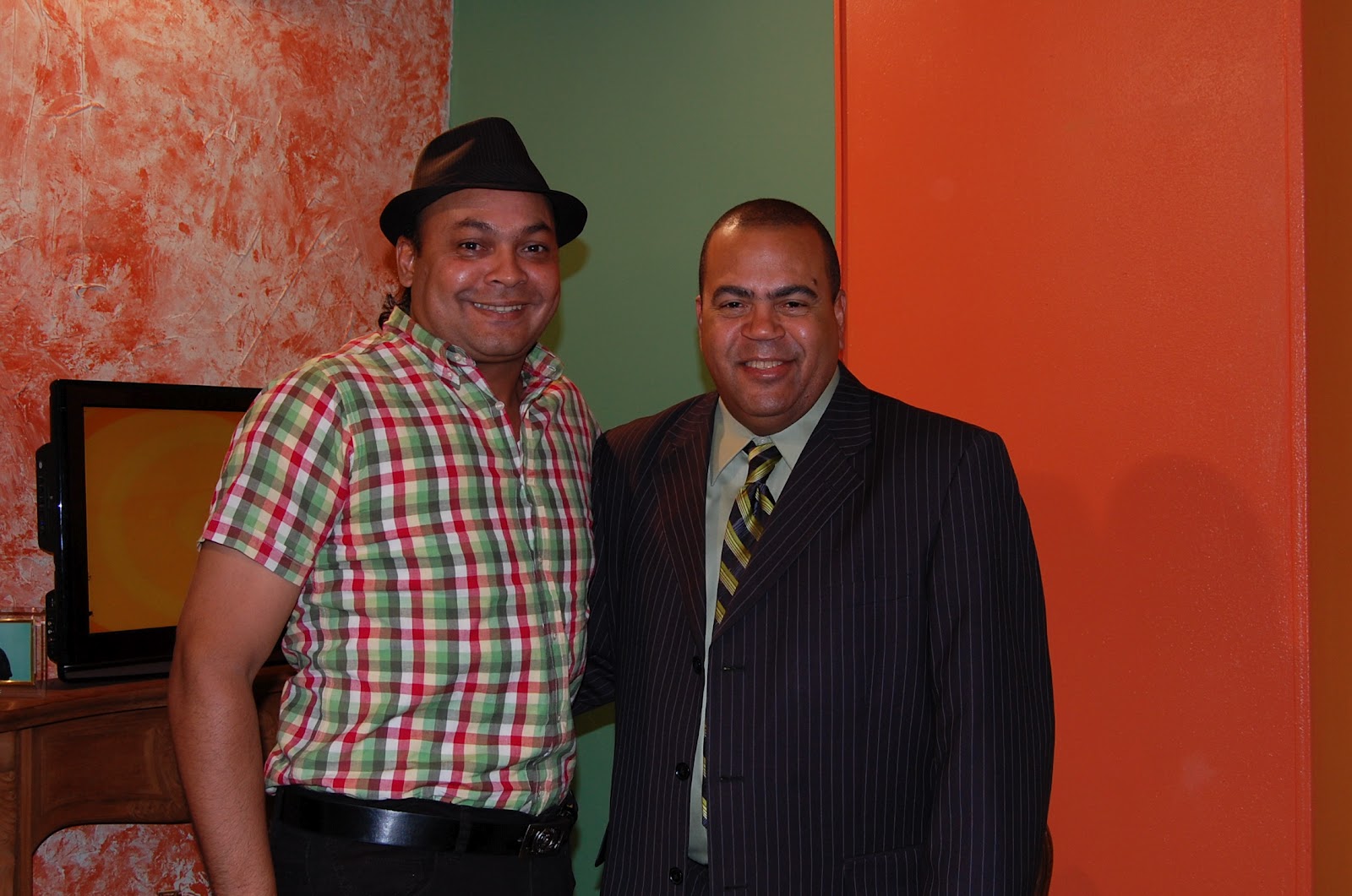 Comediantes Dominicanos…