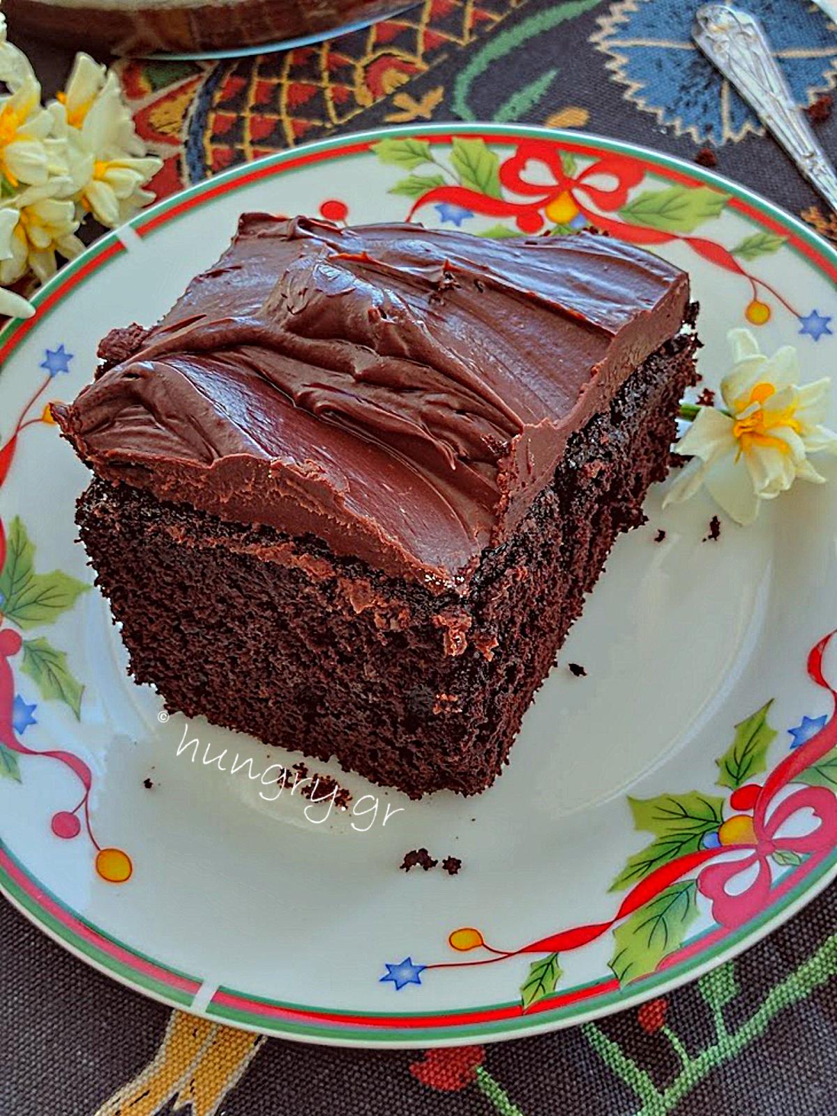 Kitchen Stories: All-in-One Chocolate Cake