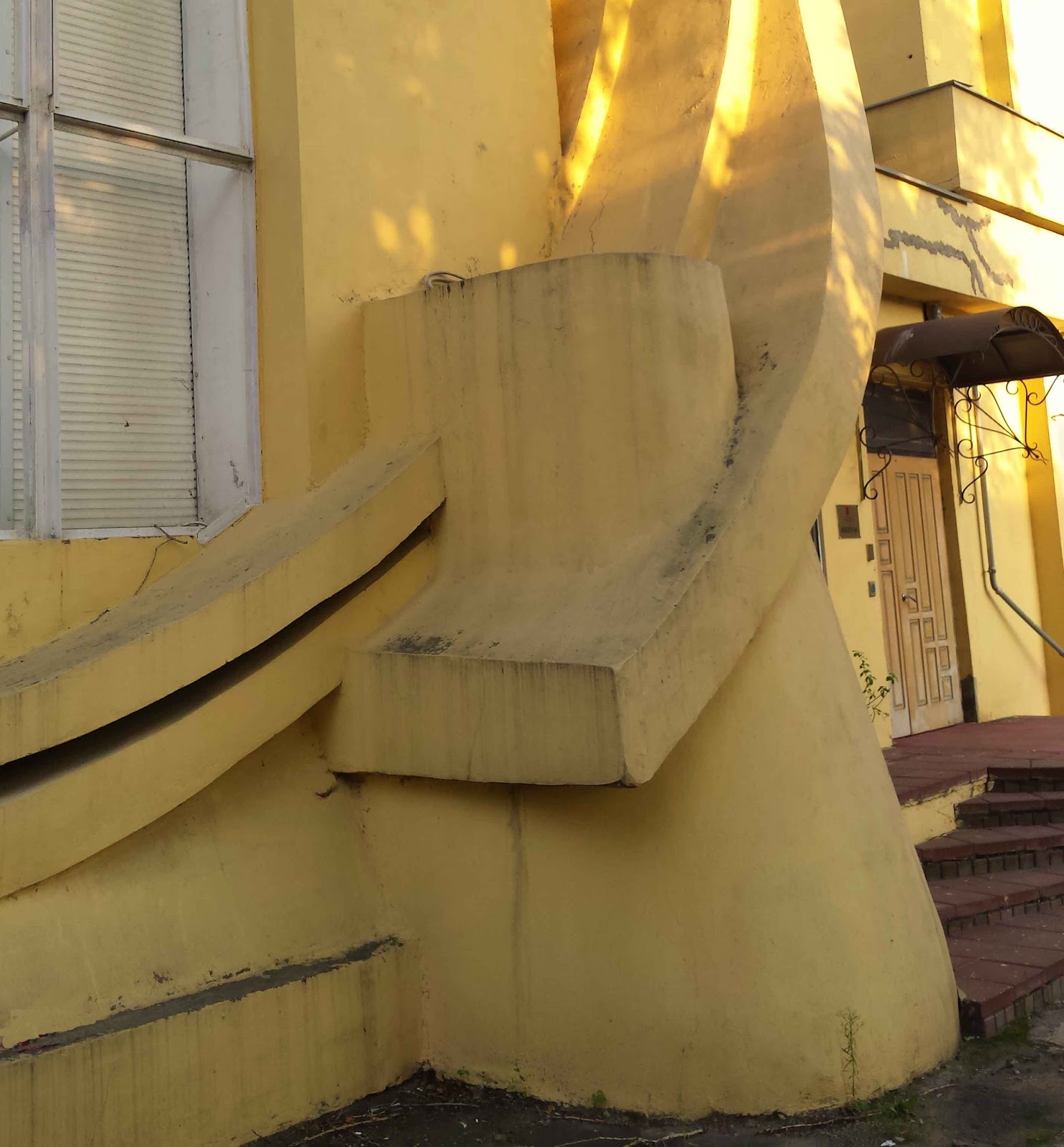 seleccionARTE: CONSTRUCTIVISMO RUSO: EL GARAJE PARA EL GOSPLAN de ...