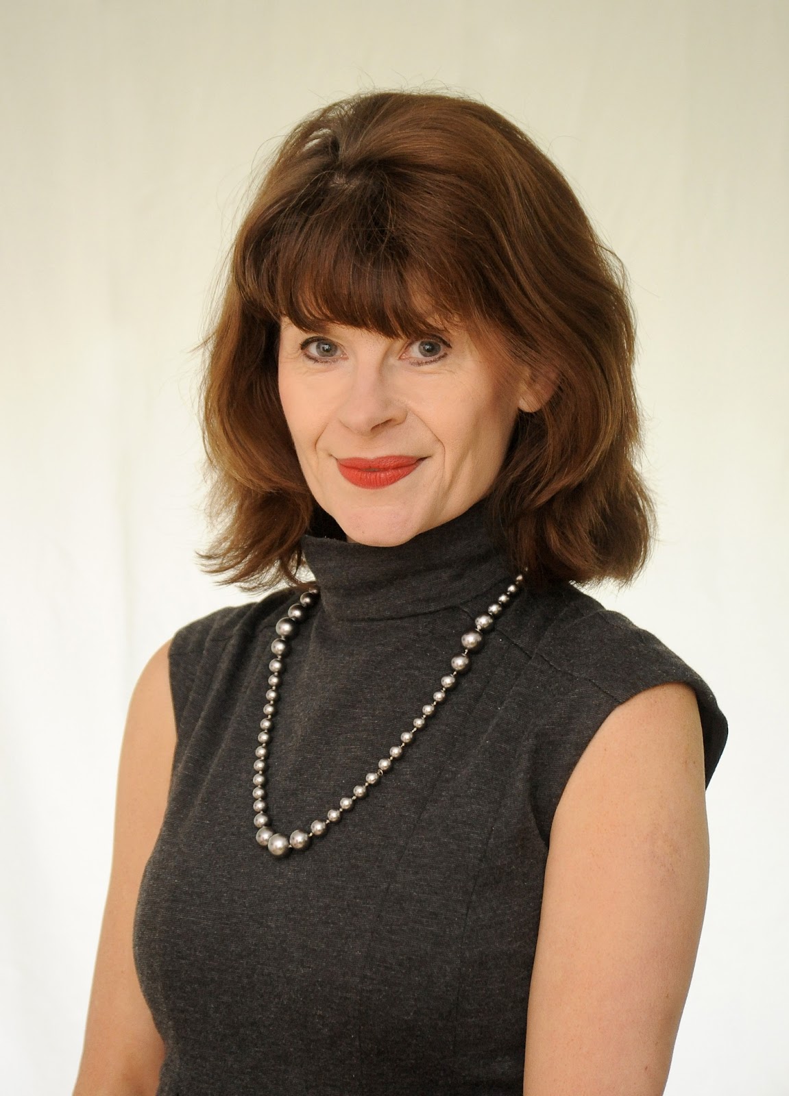 PIPPA RATHBORNE actress: Recent Colour Portraits