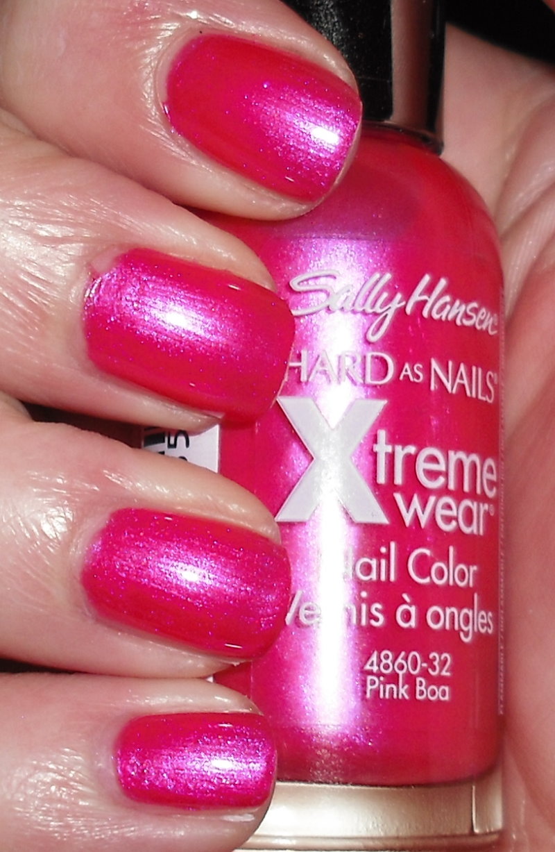Imperfectly Painted: Pink Wednesday: Sally Hansen Xtreme Wear Pink Boa