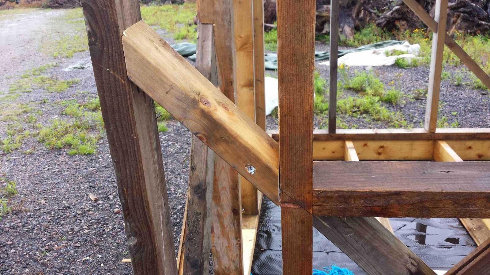 En liten historia om att bygga ett litet hus