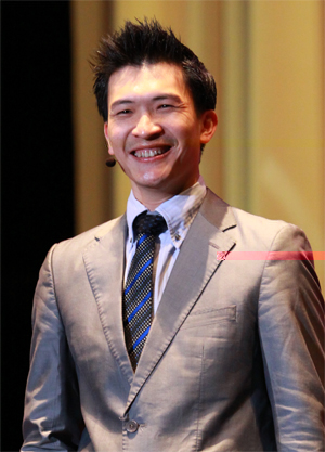 Life-Happily: I Believe In Miracles - Philip Mantofa