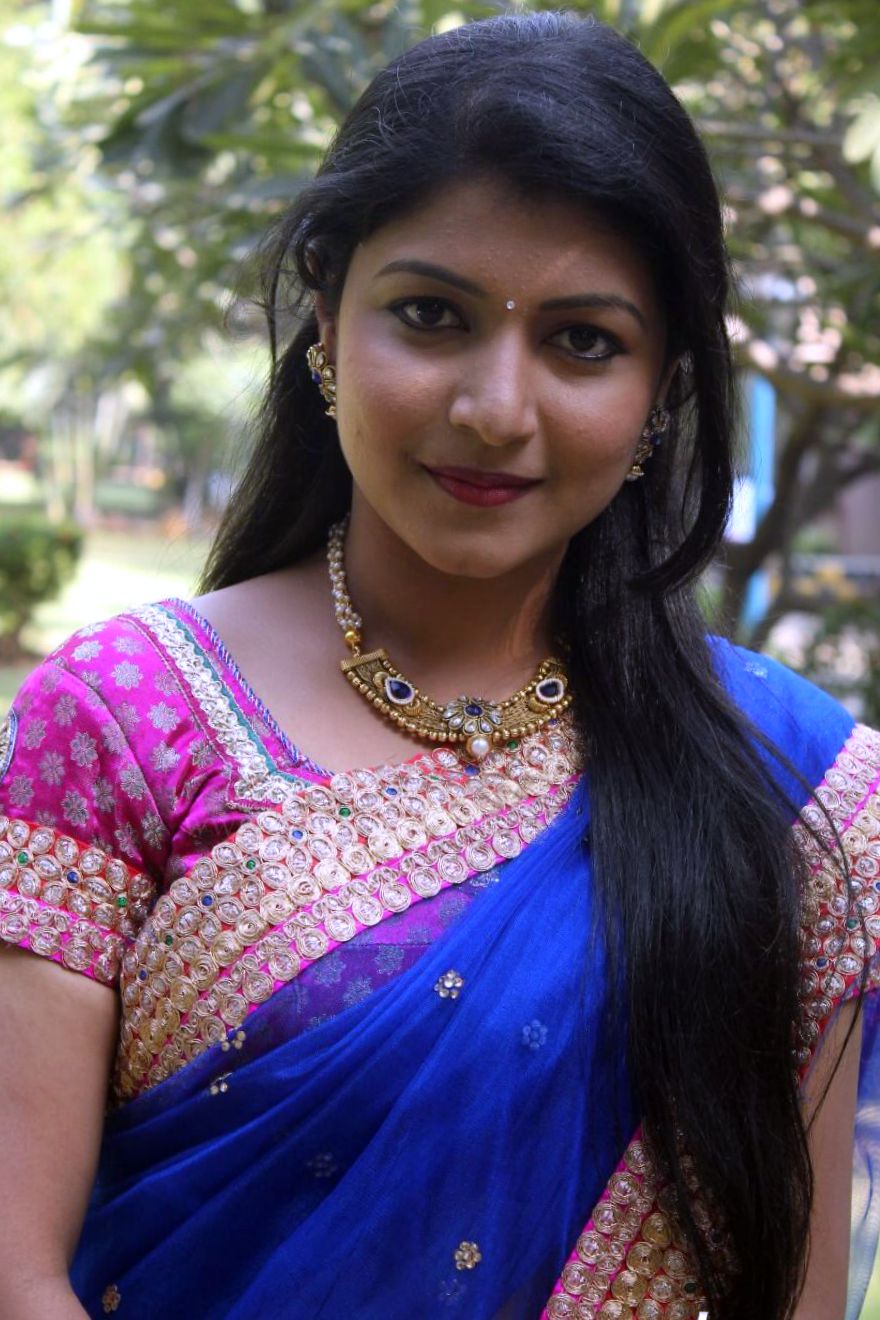 Raksha Raj in Blue Saree Stills - Dirty post