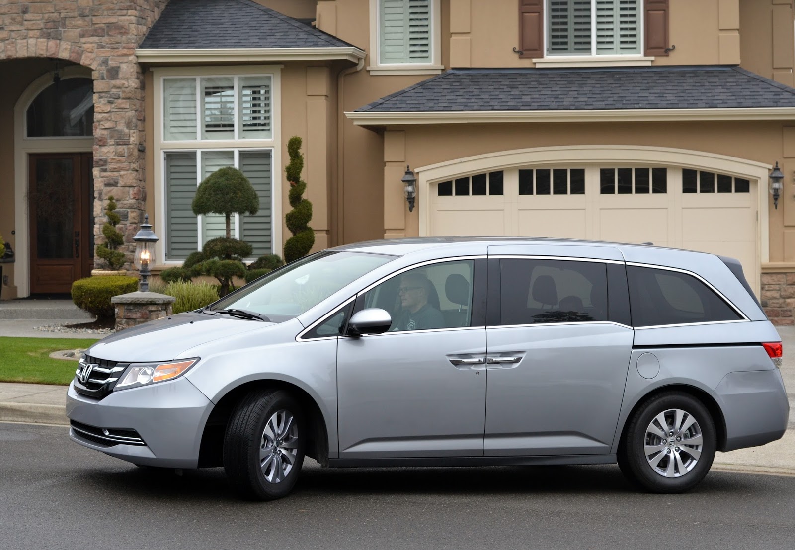 The Honda Odyssey mini van review