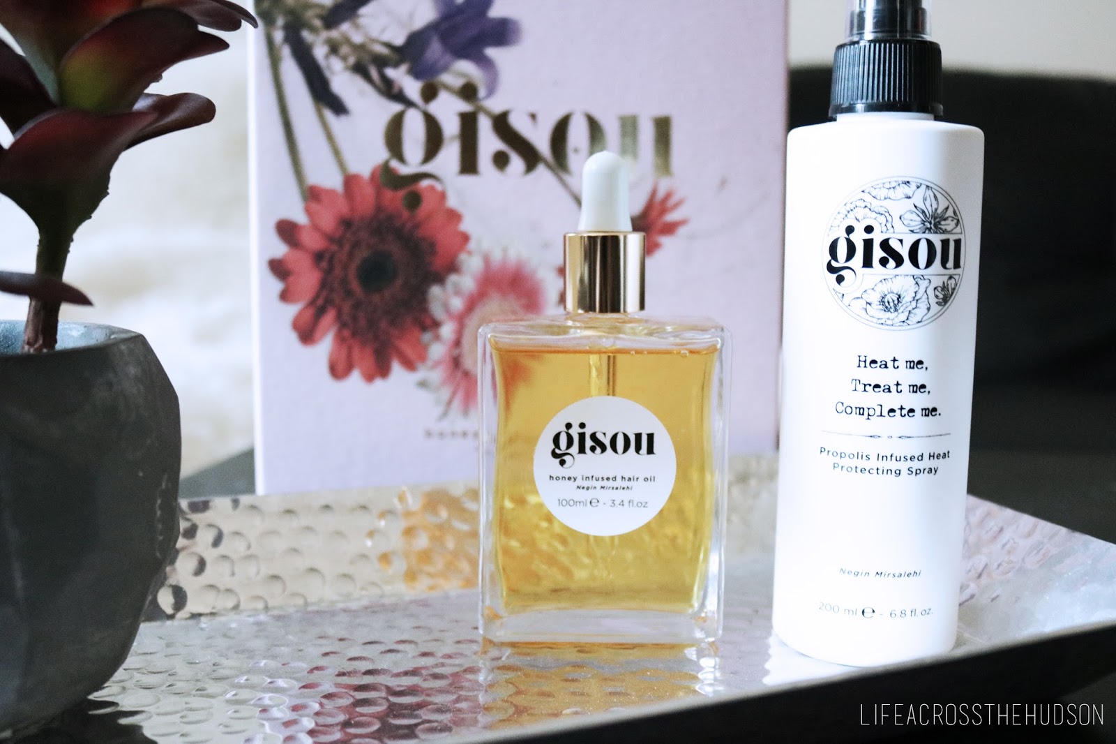Gisou Honey Infused Hair Oil + Heat Protectant | A Review - Life Across ...