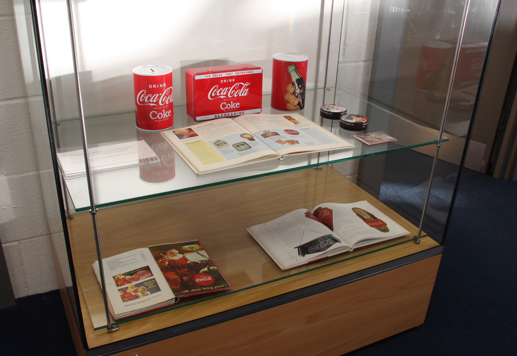 Museum of Design in Plastics: Coca-cola at 125 years