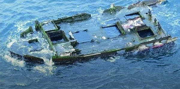 Barco perdido no tsunami reaparece com sobreviventes - Arquivos Do ...