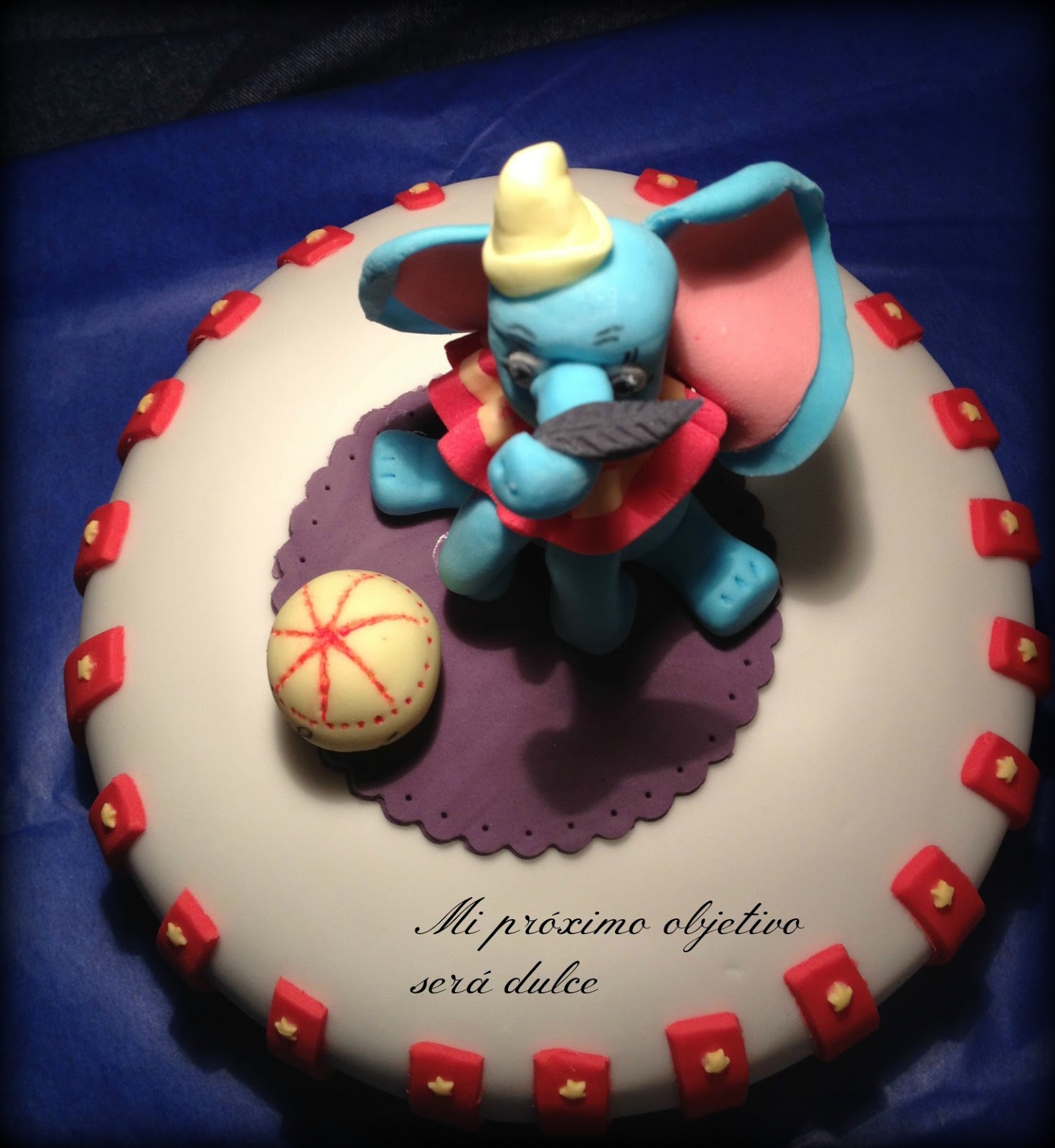Mi próximo objetivo…será dulce.: Creer en uno mismo. Tarta Dumbo fondant.