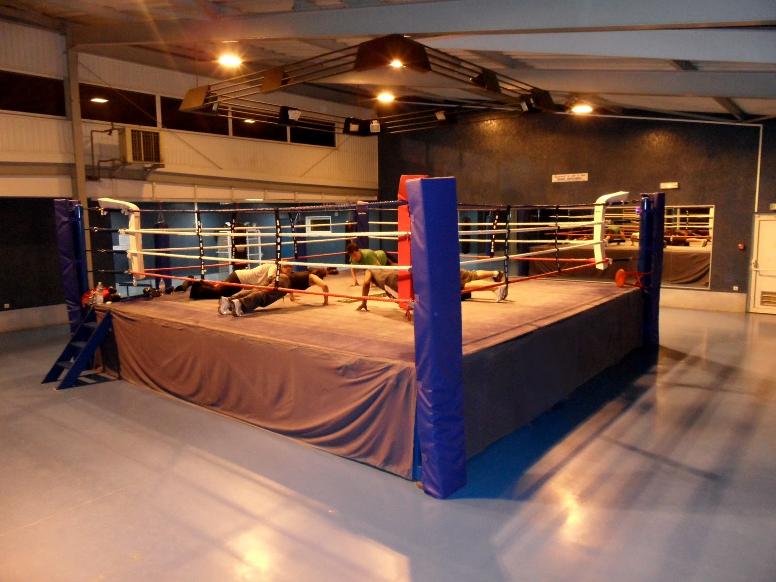 RIS BOXING: La salle