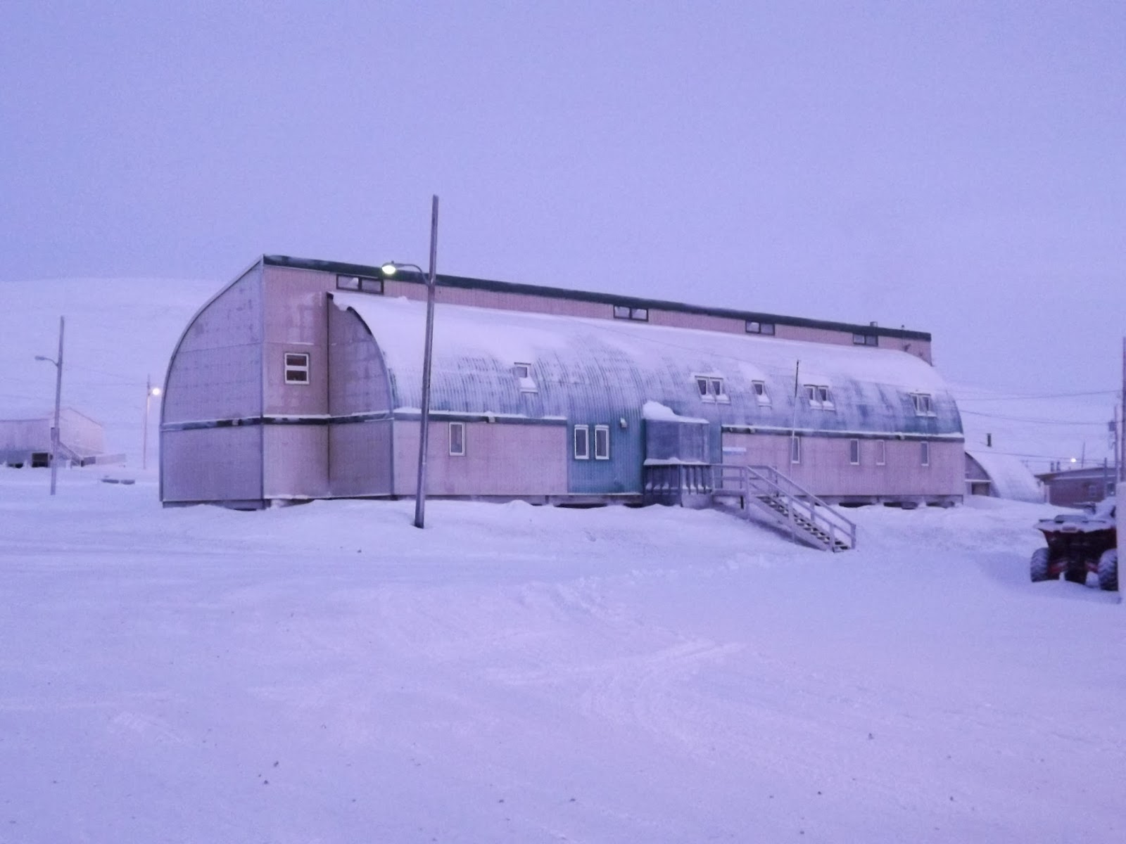 Nunavut: Friday Night in Resolute Bay - Let's Go To The Dump!