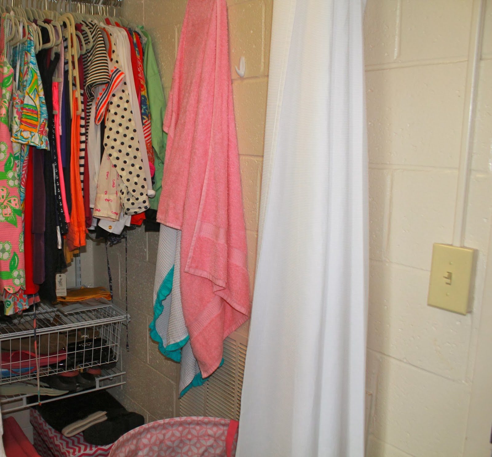 Prep In Your Step: Dorm Closet Tour {Video}