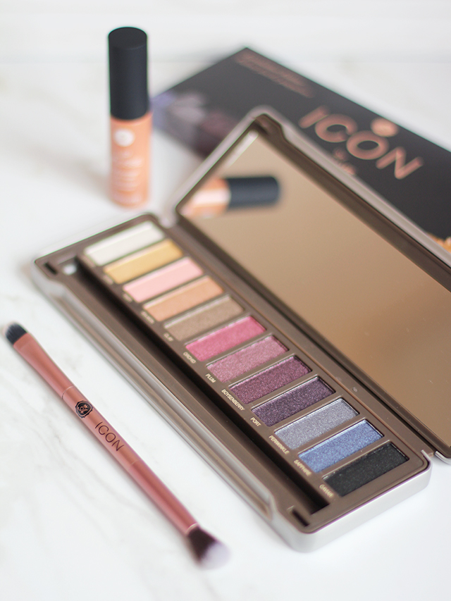 ICON EYE SHADOW PALETTE