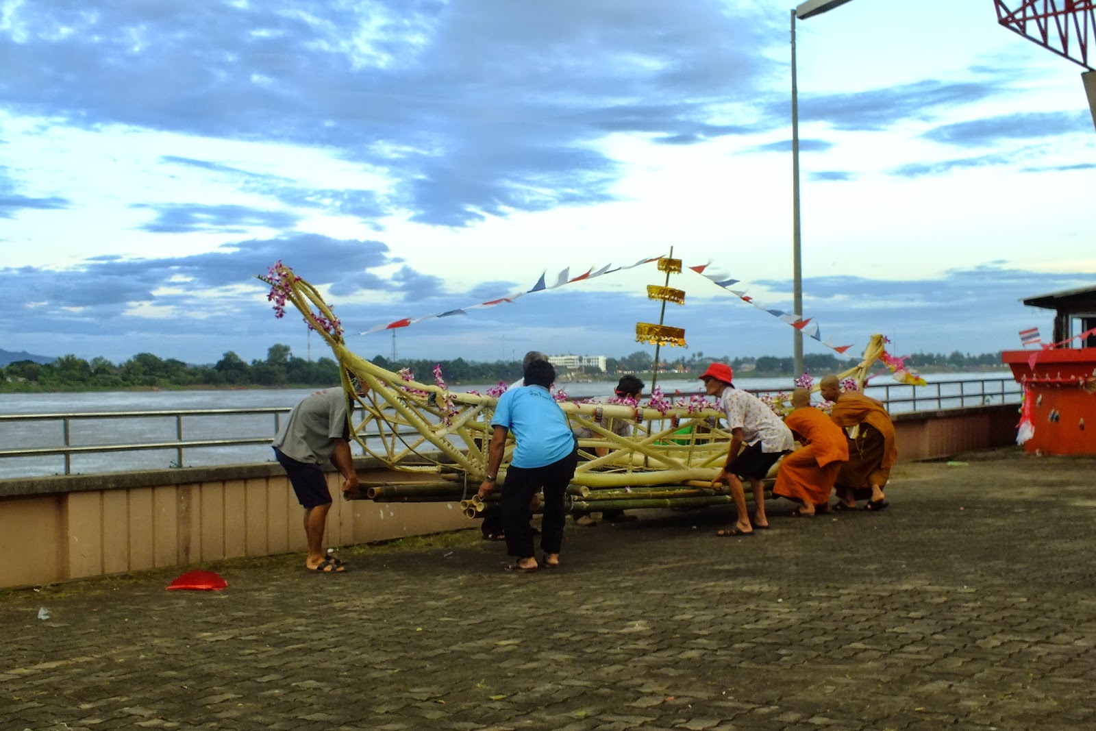 ในนครพนม nai-nakhonphanom