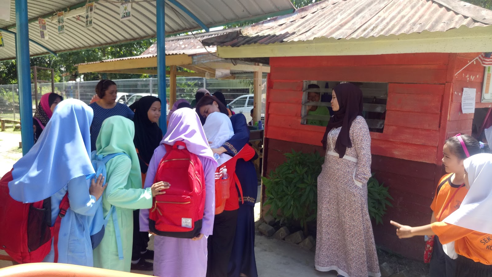 SK RAMPAYAN MENGGATAL ,KOTA KINABALU