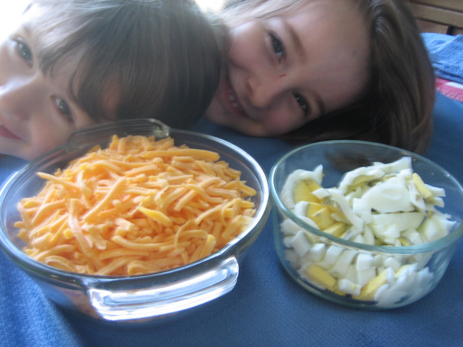 Content Whatever the Circumstances: "Sister, Let's Live With Each Other ...