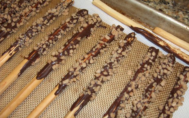 Becky Bakes, and cooks too!: Toffee Sticks