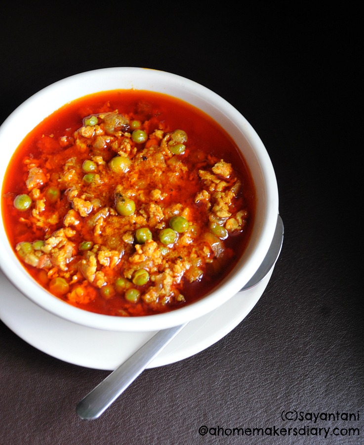 Keema Matar (Curried minced meat with fresh peas) - A Homemaker's Diary