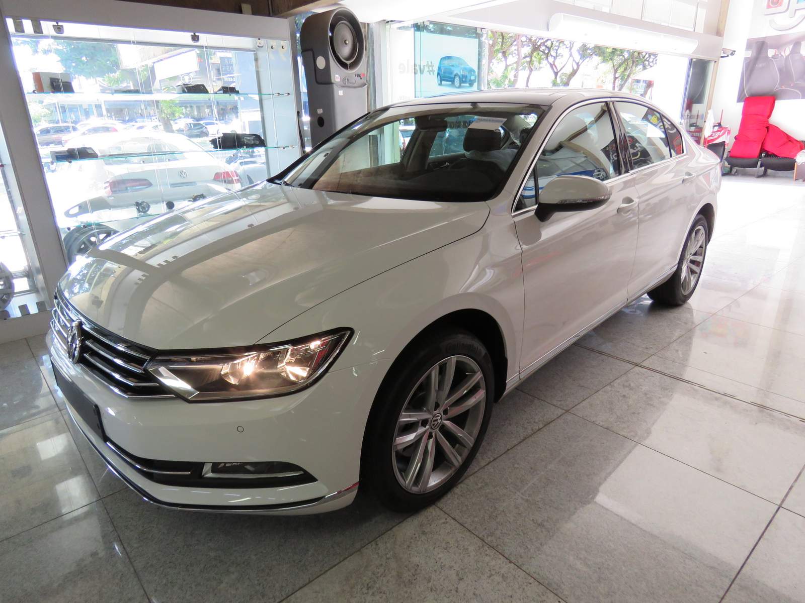 Novo VW Passat 2016 Comfortline: fotos e detalhes internos