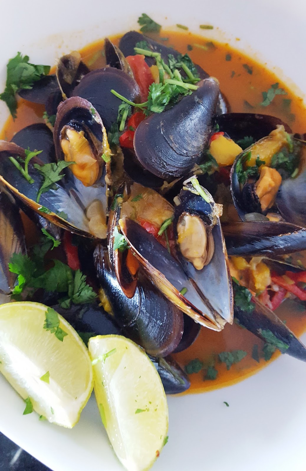 Quem se trama é sempre o mexilhão!