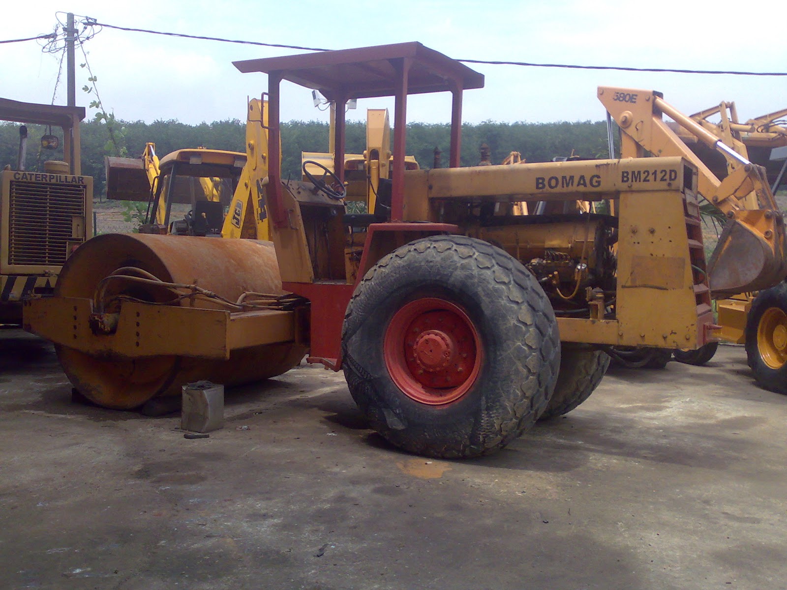 D' BINTARA RESOURCES : Jentera Berat Untuk Disewa