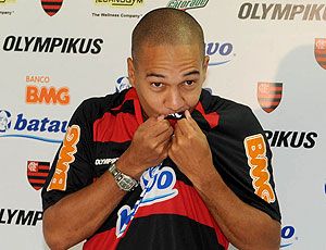 Sempre Flamengo: SeleFla - Os 5 piores zagueiros da história recente.