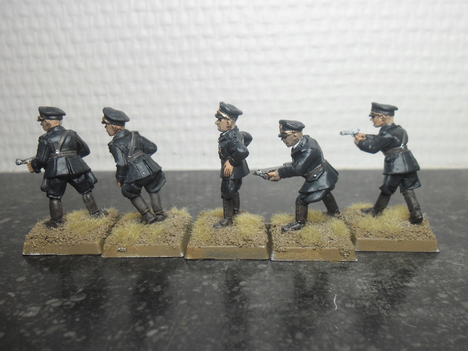 Blue Max Miniatures: City Police
