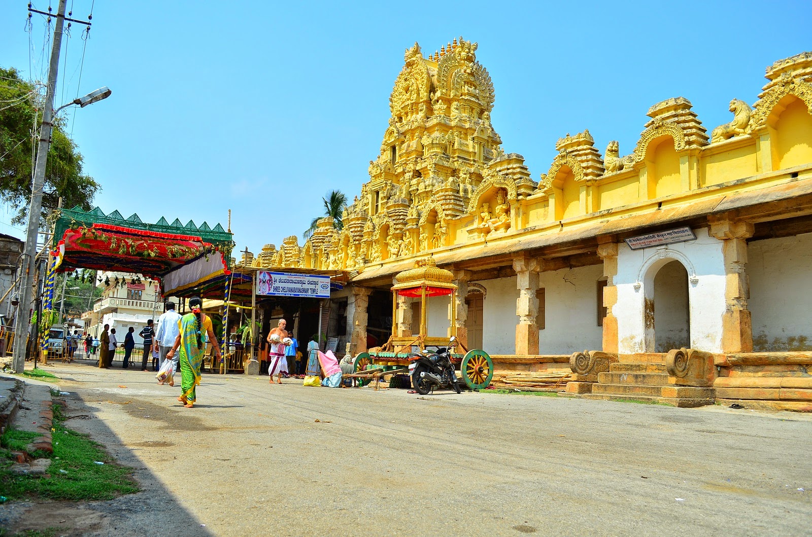 Sharath Hassan A Travelling Photographer: Melukote, Pandavapura Taluk ...