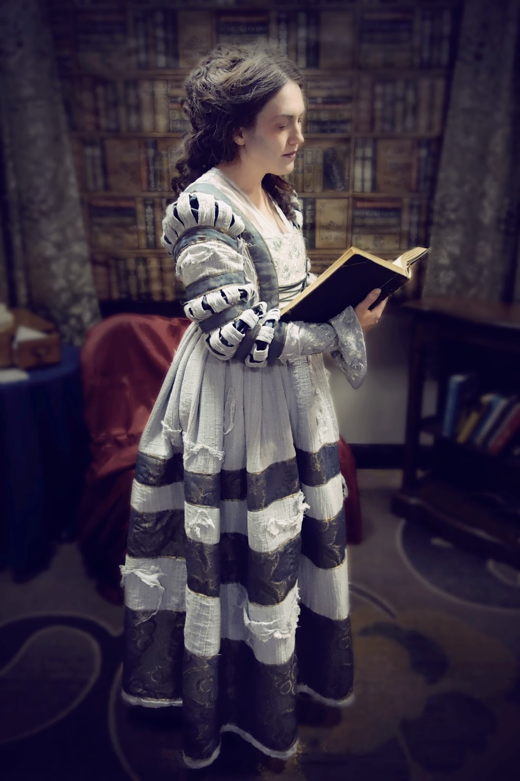 Festive Attyre: the Grey Lady