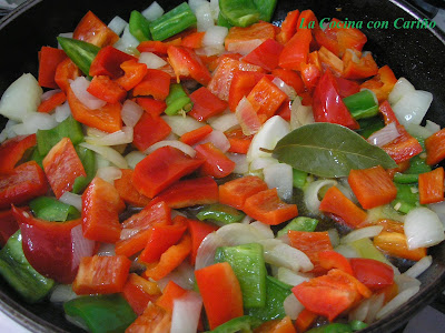 PANCETA EN ADOBO CON PISTO DE CALABACÍN