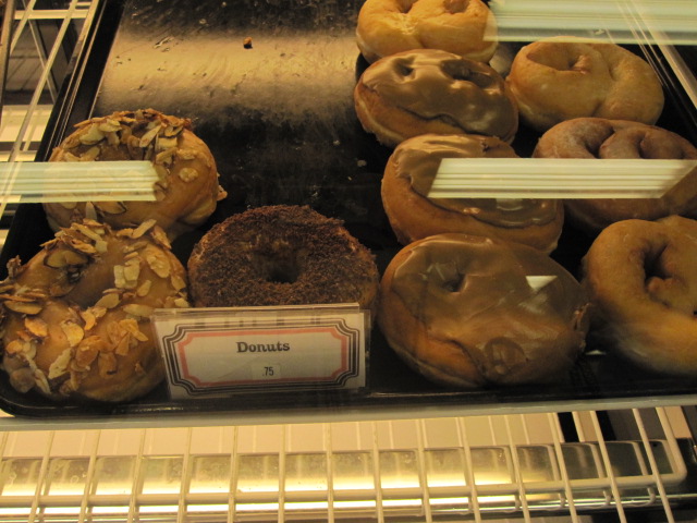 A Dash of Spectacular: PGH Dining: Grandview Bakery