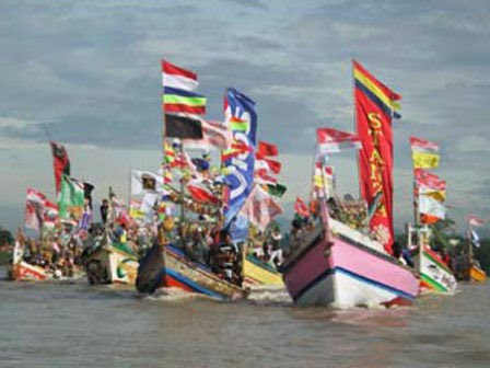 Dede Utomo Blog: Kebudayaan Jawa Barat