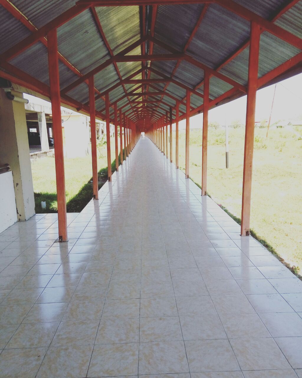 taufanyanuar: Antara Selasar dan Mezanin