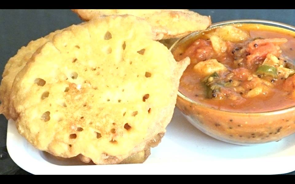 Chandroul's Kitchen: Dhuska - Taste of Jharkhand