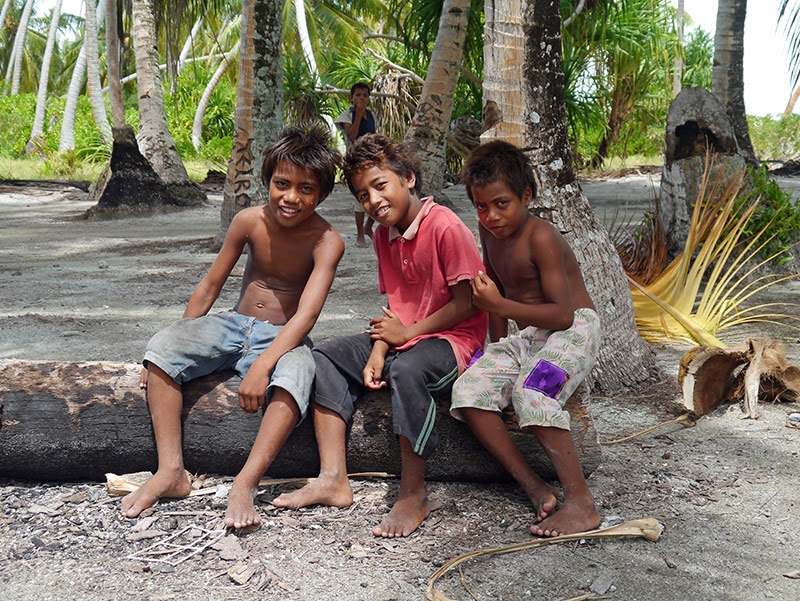 The Adventures of S/V Silhouette: A Look Back at Fanning Island