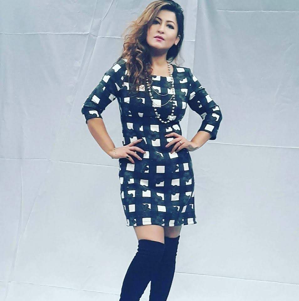 Usha Khadgi Miss Nepal 2000 beautiful Pictures