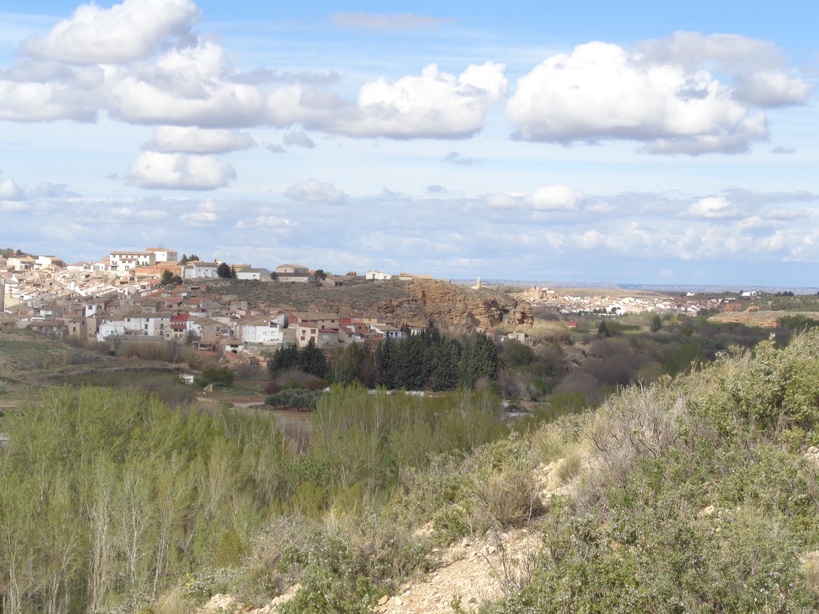 eshijar : PAISAJES DE HIJAR : Vista parcial de Hijar y Urrea de Gaen ...