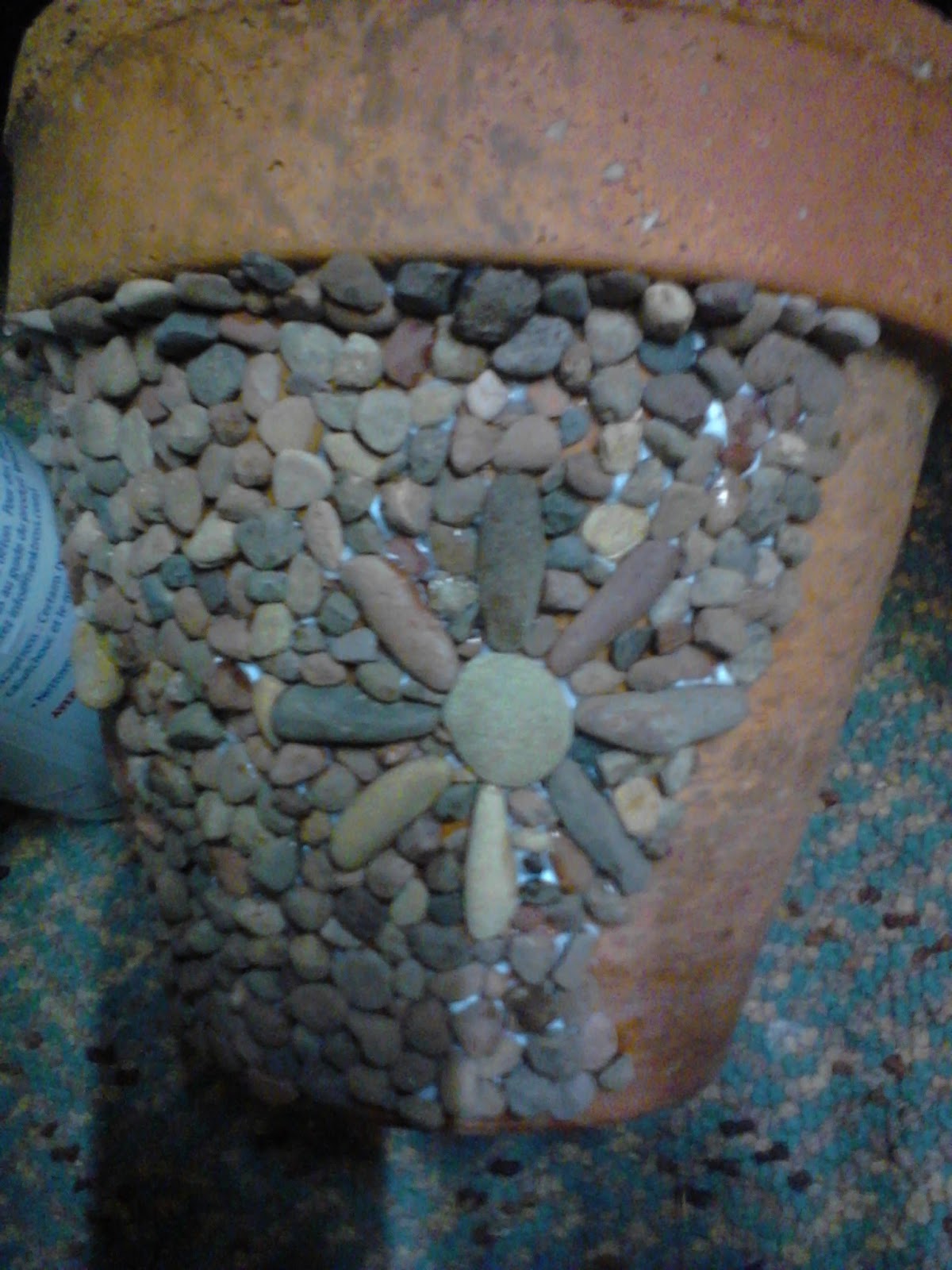 MOSAIC MAGIK: Pebble Flower Pot