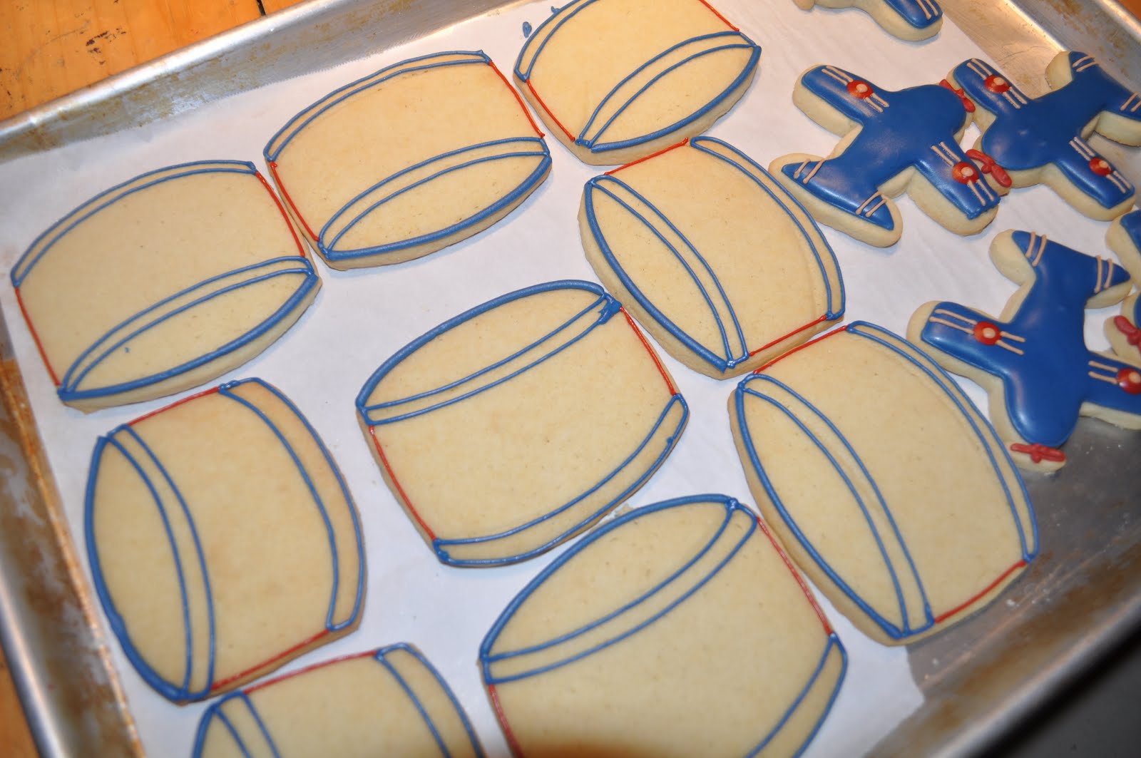 How to Make a Vintage Toy Drum Cookie – Suz Daily