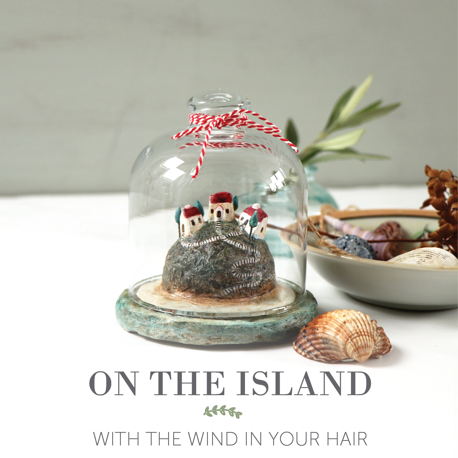 Miniature Dream Island with cottages