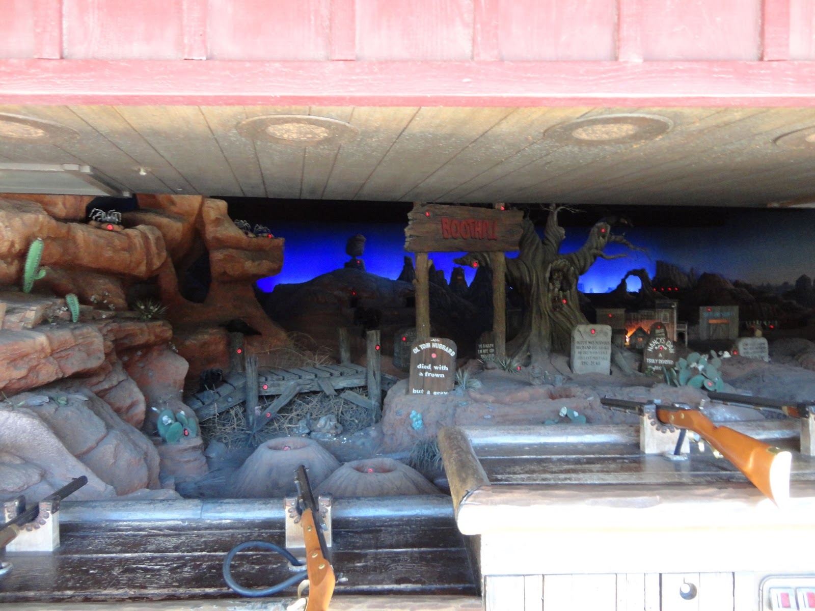 Disneyland: Frontierland Gun Arcade