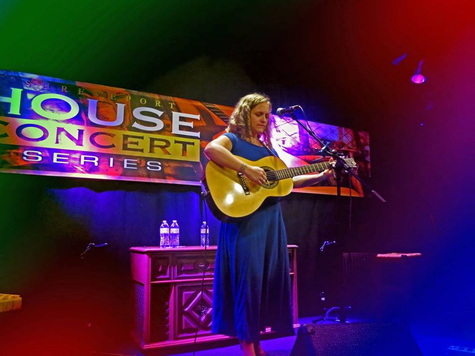 An Arkies Musings: Shreveport House Concert - Raina Rose - Korby Lenker