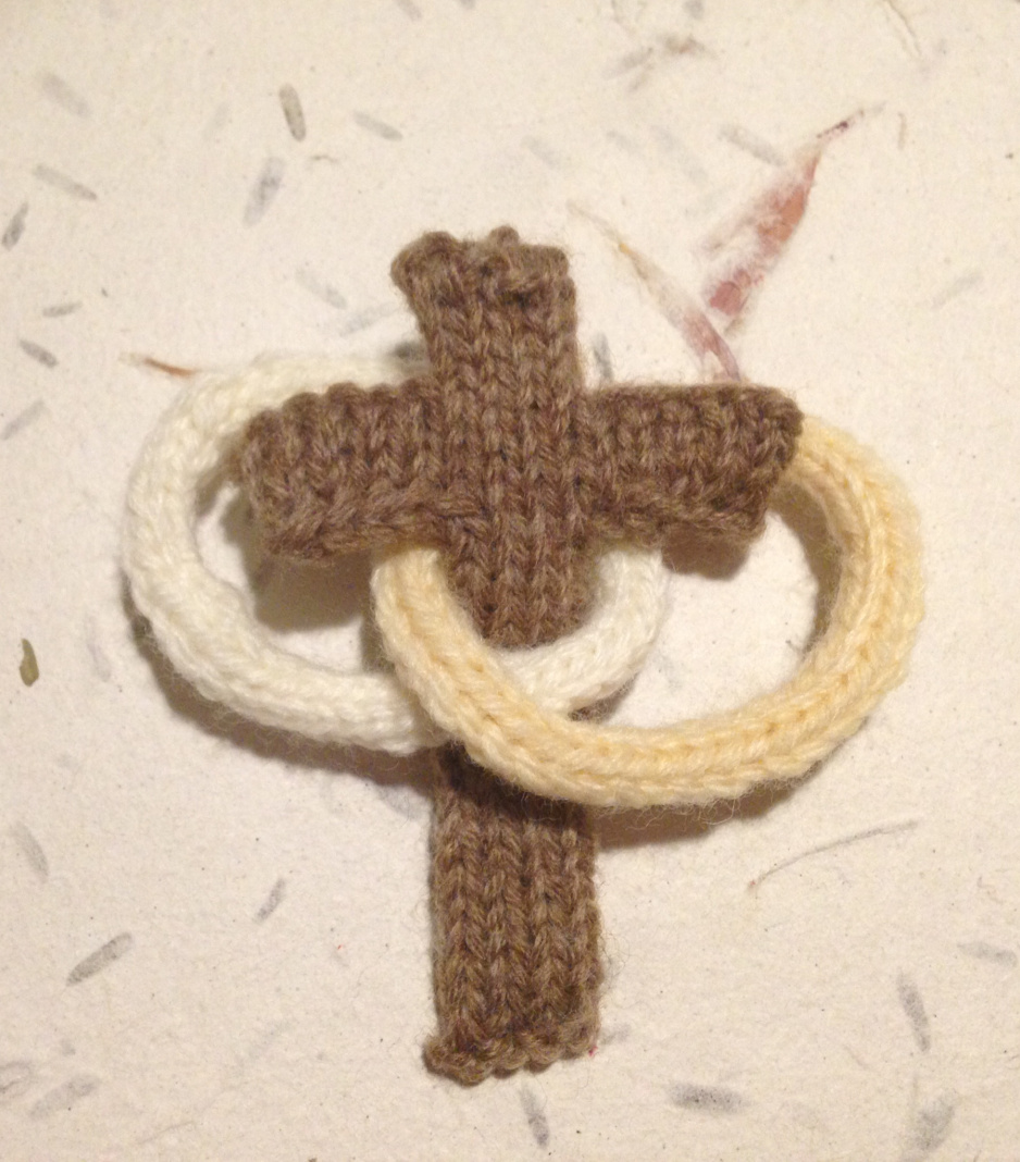 Miss Julia's Patterns: Free Patterns - 10 Crosses to Knit
